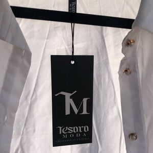 Tesoro Moda | Tops | Nwt Tesoro Moda Open Shoulder Button Up Size L ...
